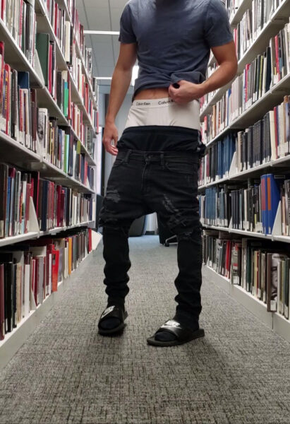 Matt - Jeans sag contest