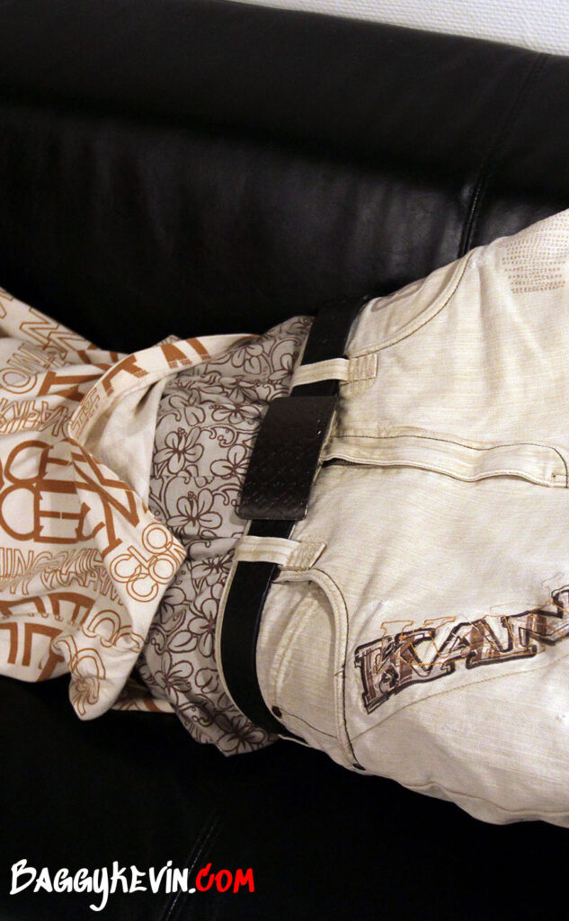 sagging pants Pics - Baggykevin.com